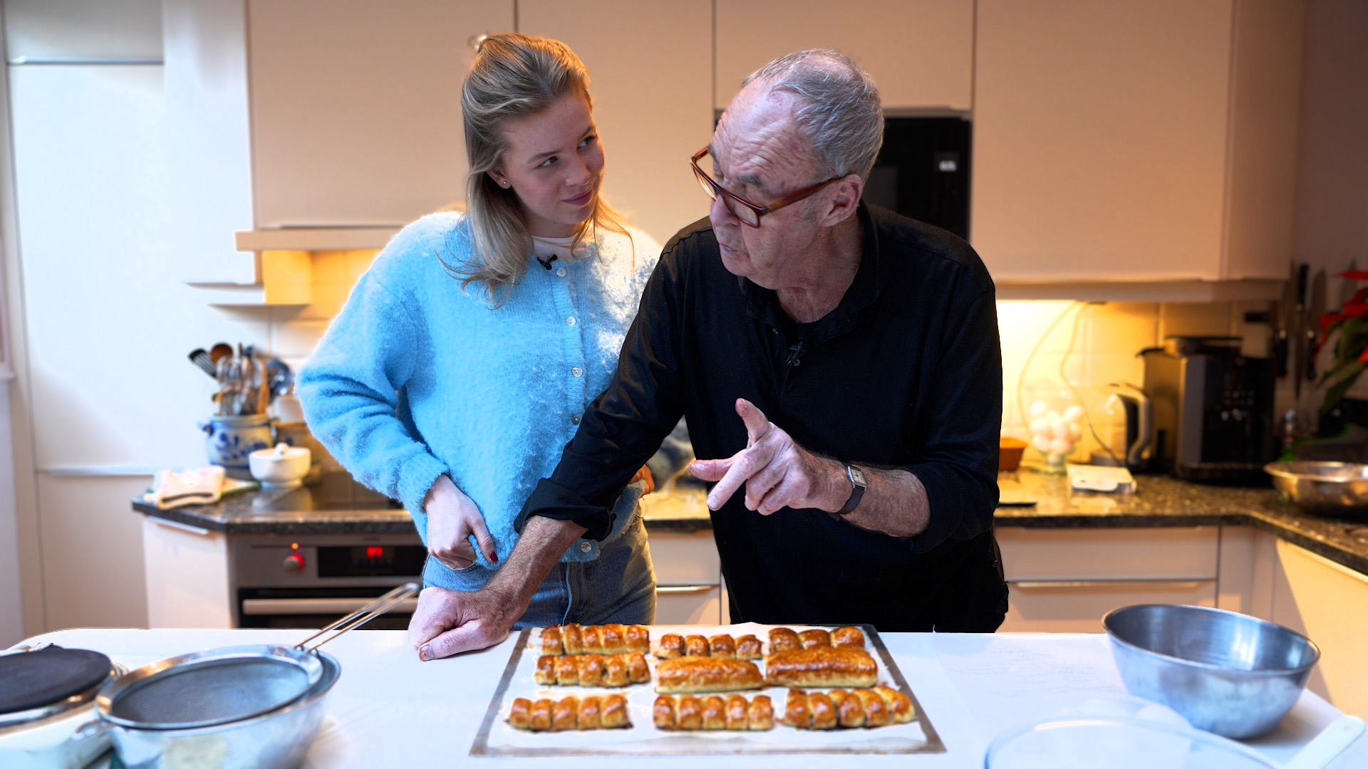 Saucijzenbroodjes van Cees Holtkamp (video) - Foodtube.nl